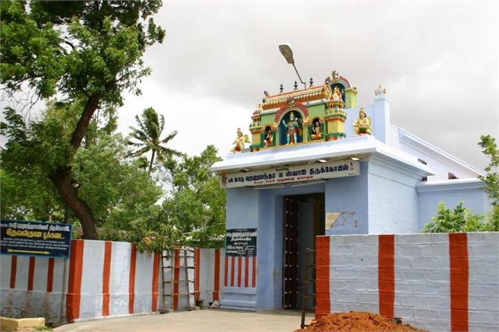 Kaadu Hanumantha raaya temple, Dharapuram – Madhwa